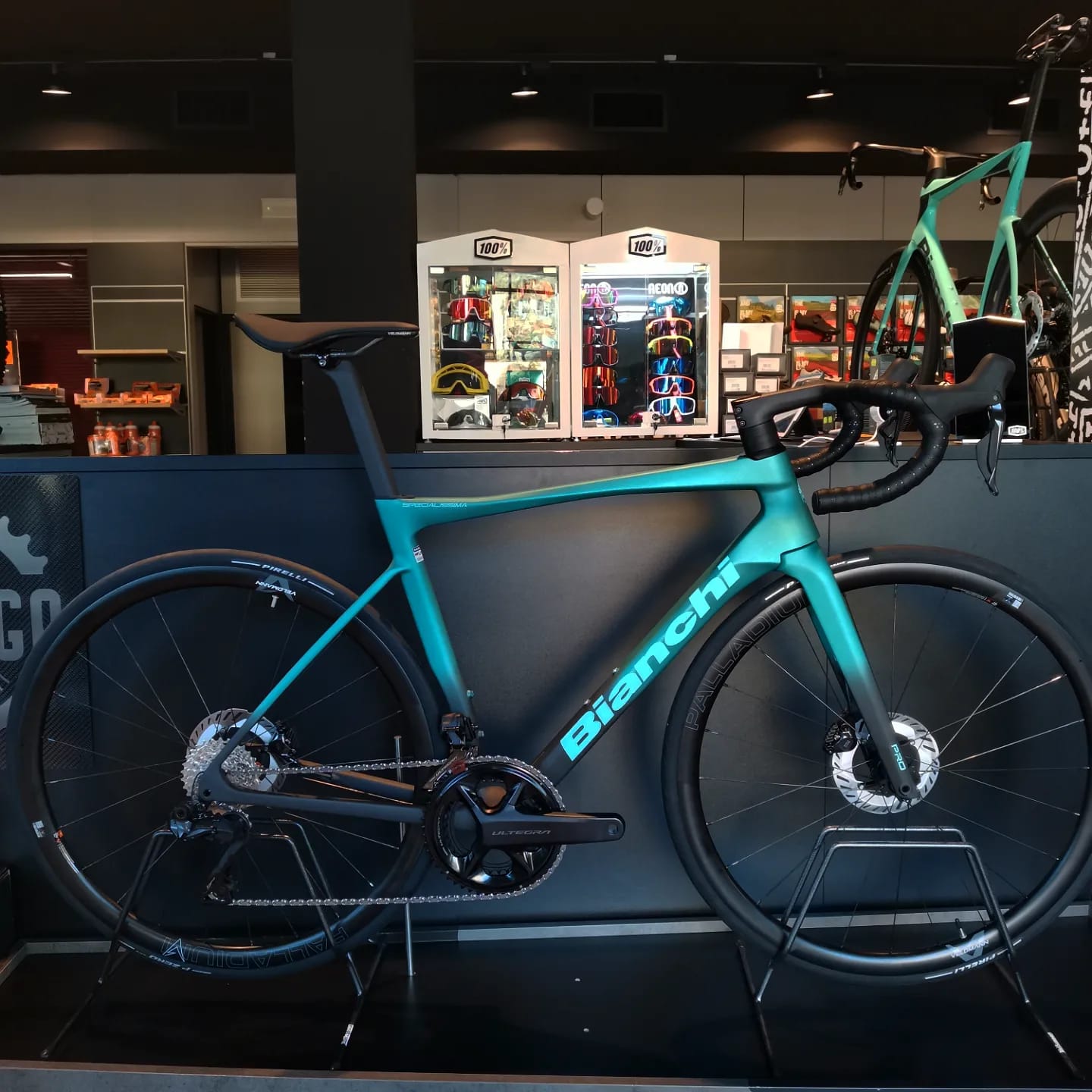 Bianchi SPECIALISSIMA PRO Ultegra Di2 (Taglia 55, CK Metallico/Carbonio ...